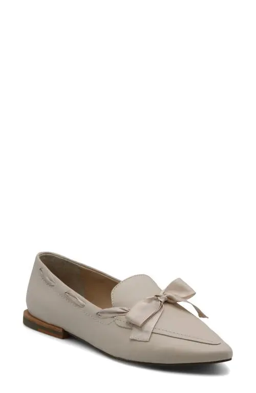 CHARLES DAVID Izzi Pointed Toe Flat