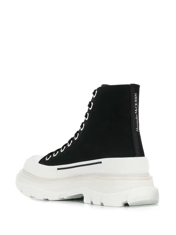 Alexander McQueen Tread Slick Ankle Boots - Black