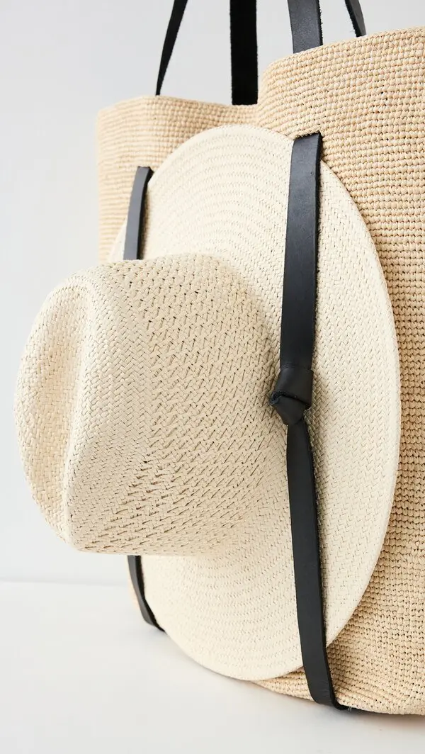 Janessa Leoné Tanner Shoulder Bag - Natural