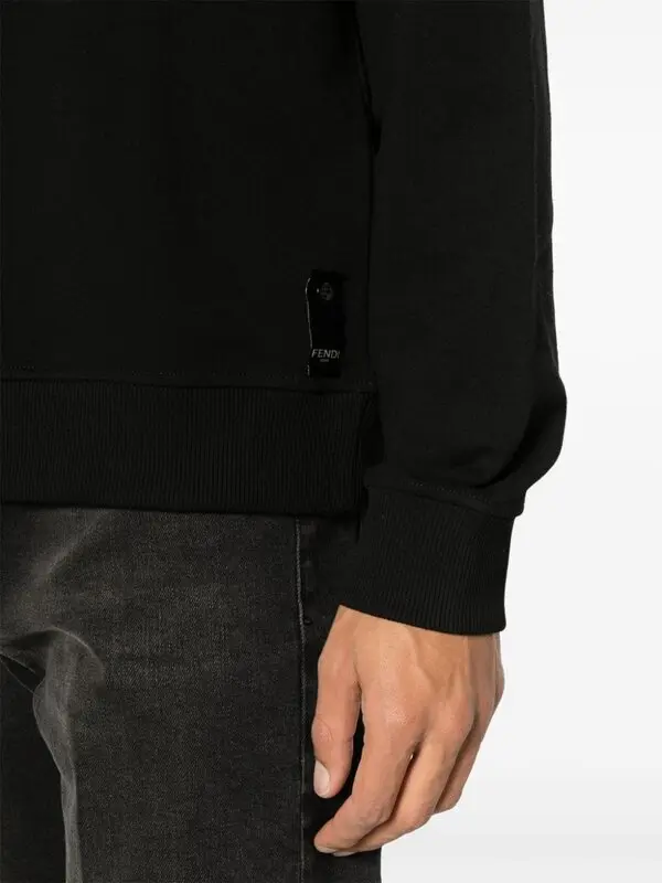 ぬ*ん様 FENDI クロップドスウェット ブラック B (目立った傷や汚れなし)】SALE【美品】FENDI フェンディ クロップド