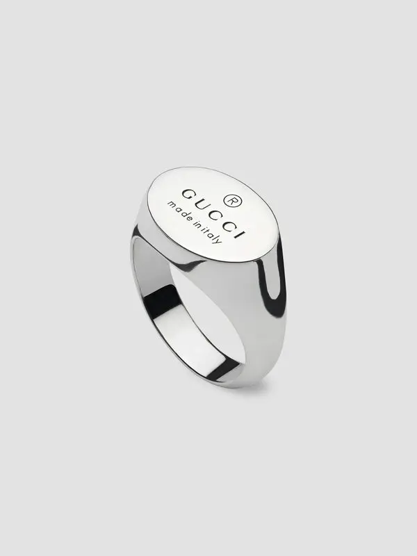 Gucci Trademark Sterling Oval Signet Ring - Silver