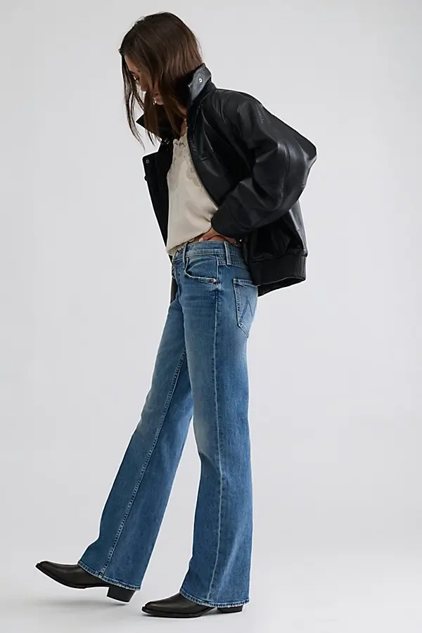 MOTHER The Bookie Sneak Jeans