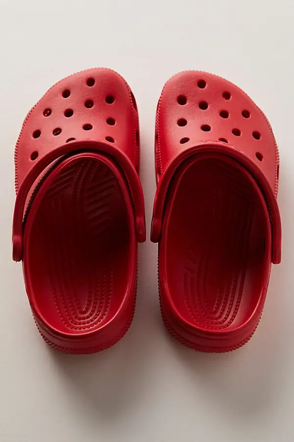 CROCS Classic Clogs - Varsity Red