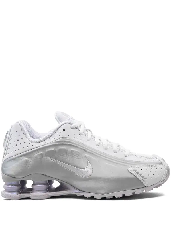 Nike Shox R4 Sneakers - White