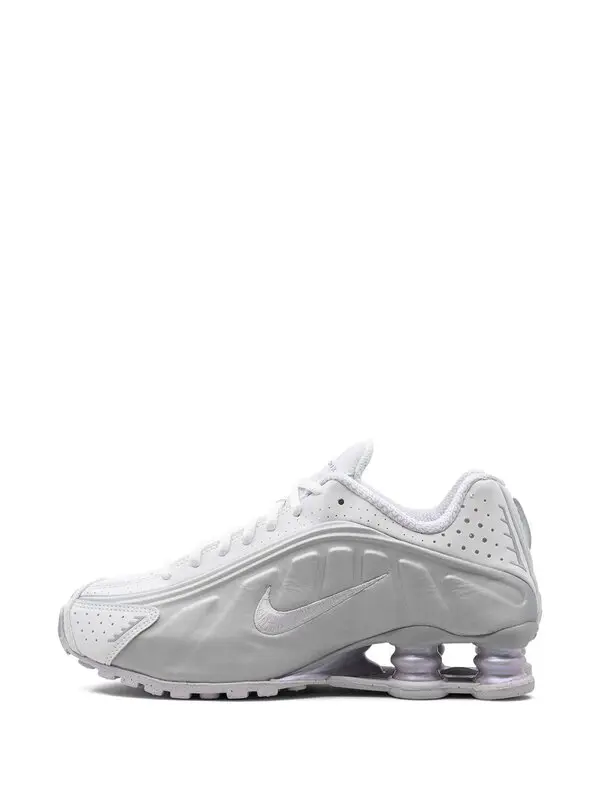 Nike Shox R4 Sneakers - White