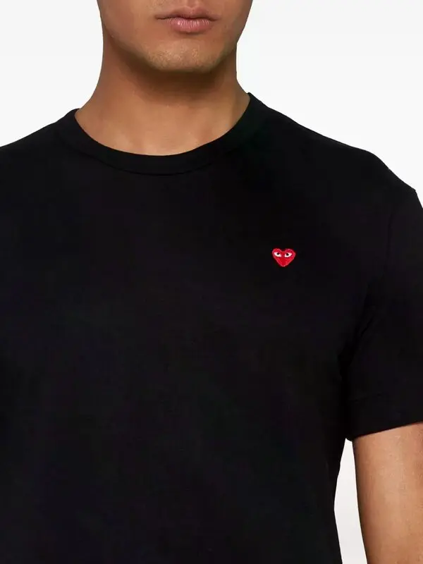 Play Comme Des Garcon Logo-appliqué T-shirt - Black