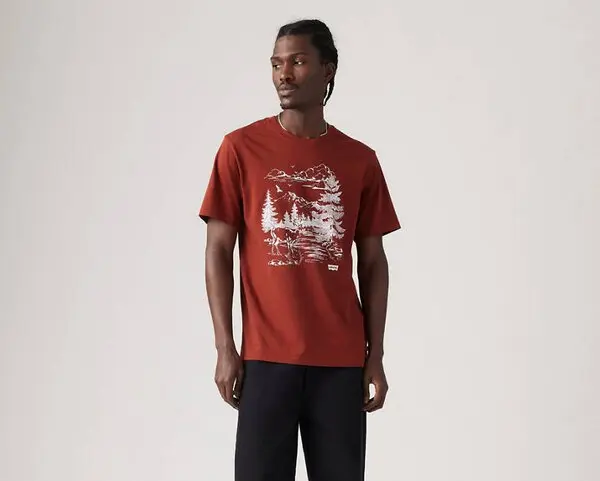 LEVI'S Relaxed Fit Short Sleeve Graphic T-shirt - Nature Deer Scenic Fired Brick