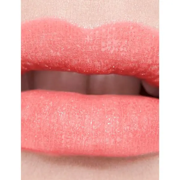 Chanel Rouge Coco Baume Hydrating Tinted Lip Balm With Buildable Colour 3g - 936 Chilling Pink