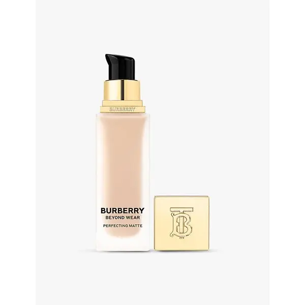 Burberry Beyond Wear Perfecting Matte Foundation 30ml - 30 Light Cool