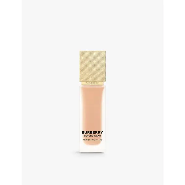 Burberry Beyond Wear Perfecting Matte Foundation 30ml - 45 Light Neutral
