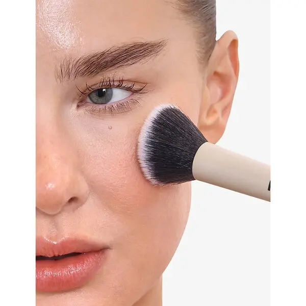 REFY Complexion Brush