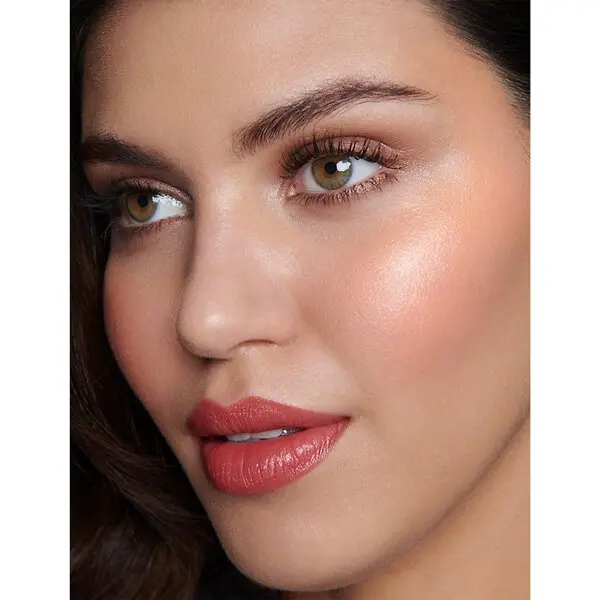 LISA ELDRIDGE BEAUTY Elevated Glow Highlighter - Solar Light