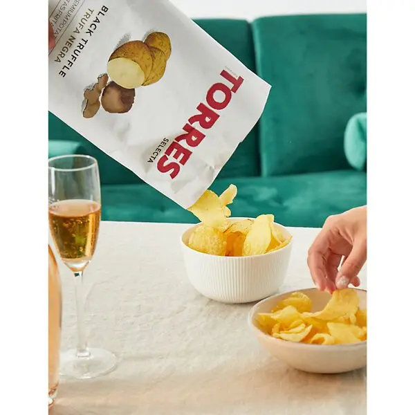 TORRES Black Truffle Crisps 125g