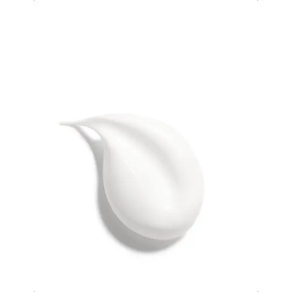 Chanel Uv Essentiel Complete Protection Antioxidant Spf50