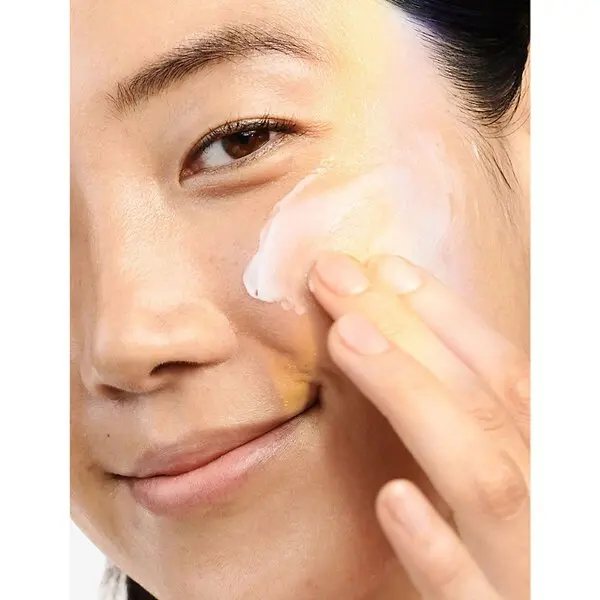 CLINIQUE Even Better Clinical™ Brightening Moisturiser - One-color