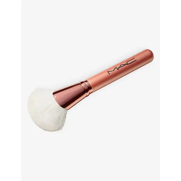MAC COSMETICS 143s Bronzer Fan Brush - One-color