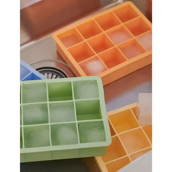 HAY Extra-large Ice Cube Tray - Light Blue