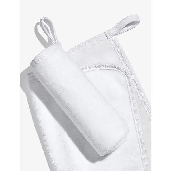 LISA ELDRIDGE BEAUTY Luxuriously Gentle Cleansing And Exfoliating Cloth Set Of Two