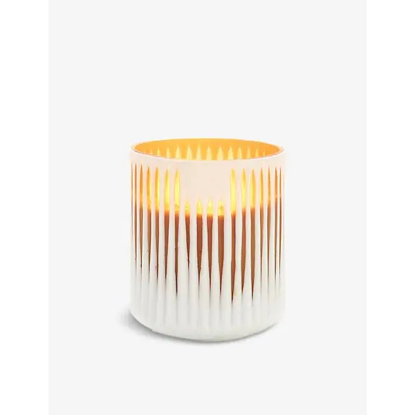 ONNO Akosua Medium Scented Candle 17cm - One-color