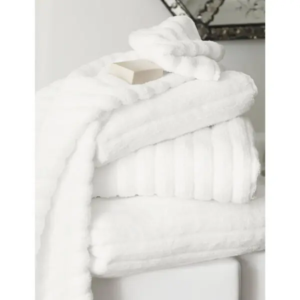 THE WHITE COMPANY Ribbed Hydro-cotton Towel 115cm X 180cm - White