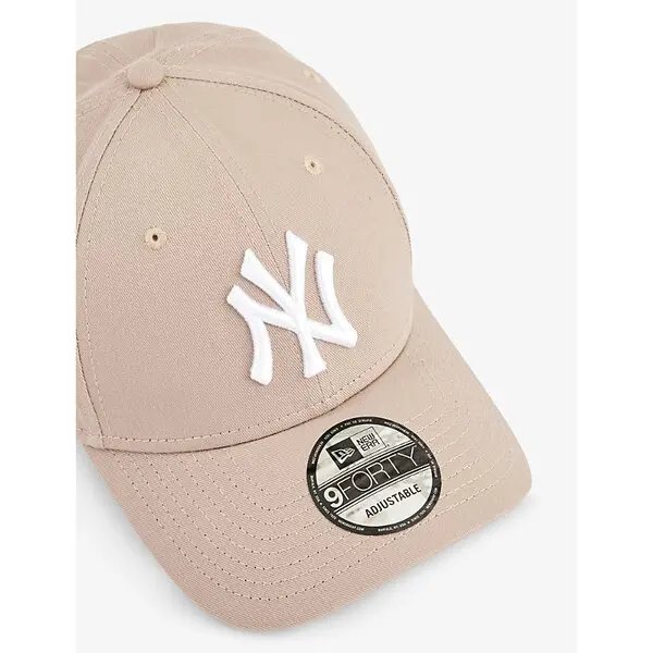 New Era 9forty New York Yankees Cap - Pastel Brown