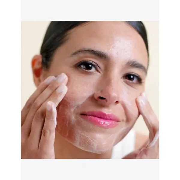 IT COSMETICS Confidence In A Cleanser 148ml - One-color