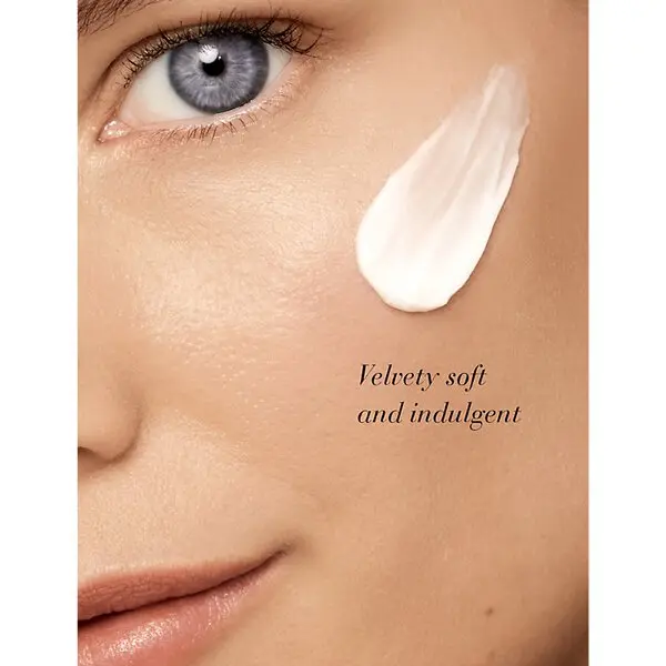 Estée Lauder Re-nutriv Ultimate Diamond Transformative Sculpting Crème