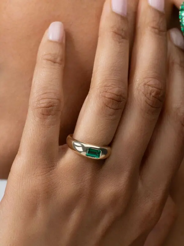 VEYNOU 14kt Yellow Emerald Ring
