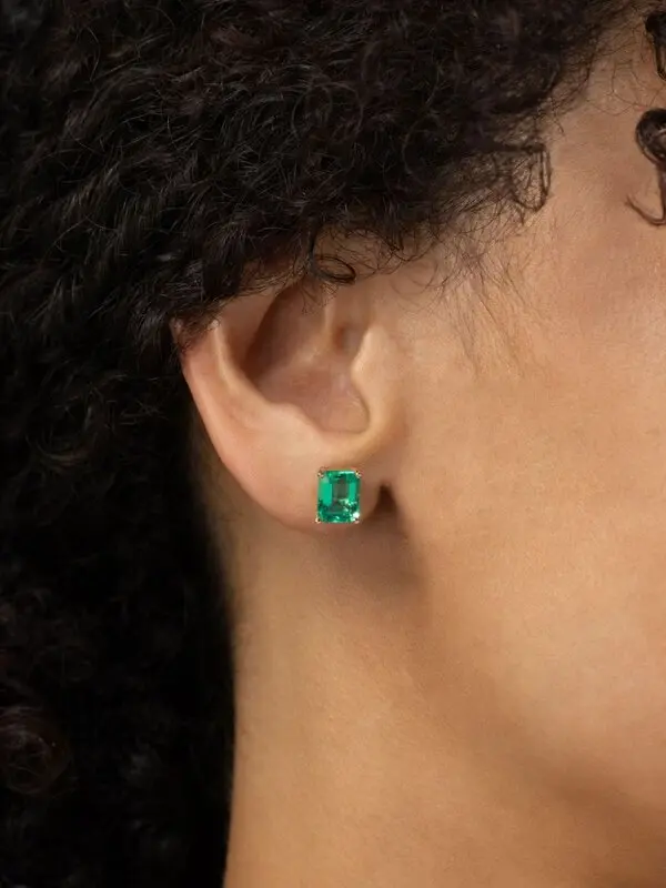 VEYNOU 14kt Recycled Yellow Eden Essence Emerald Stud Earrings