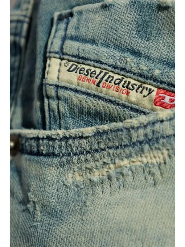 DIESEL® 2031 D-krailey Tapered Jeans - Blue