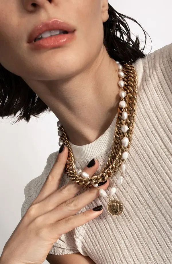 ST. MORAN Aragon Freshwater Pearl Layered Necklace
