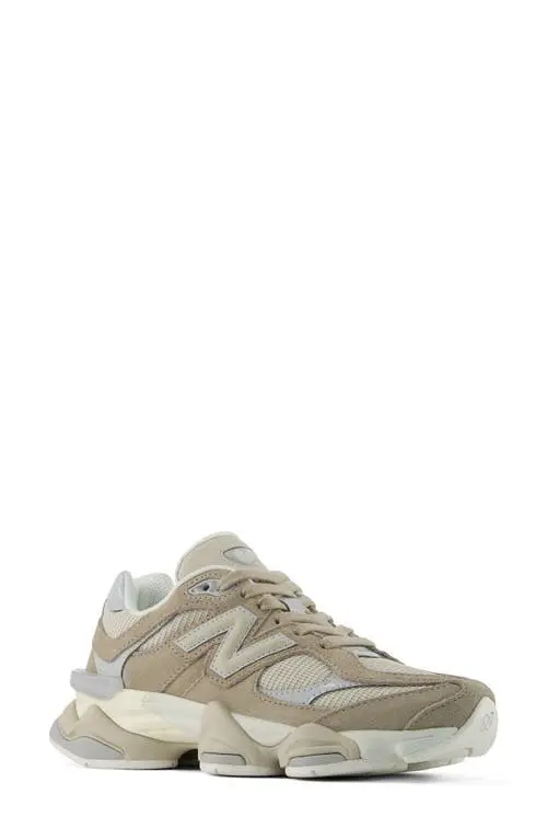 NEW BALANCE Gender Inclusive 9060 Sneaker - Grey