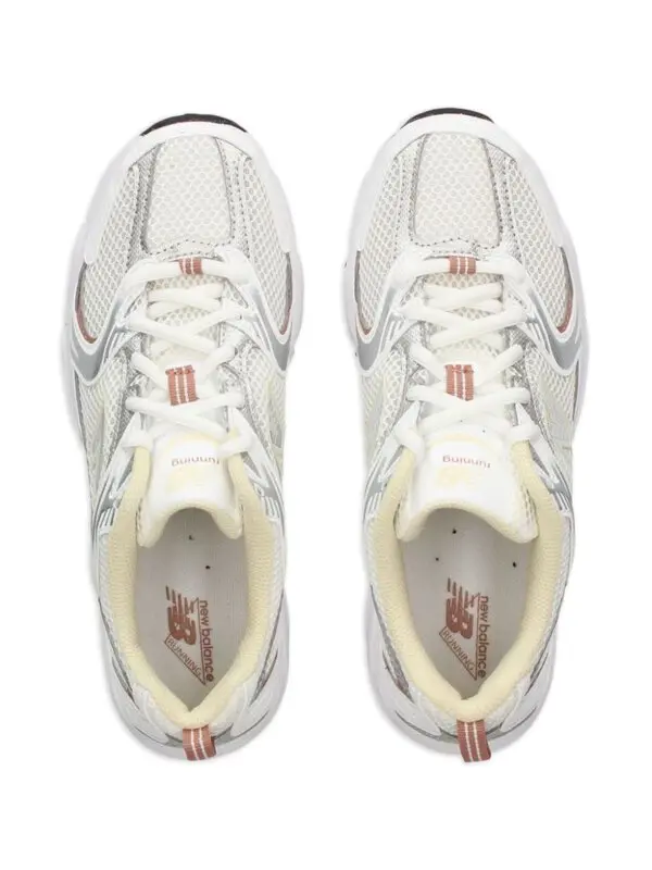 NEW BALANCE Mr530 Low-top Sneakers