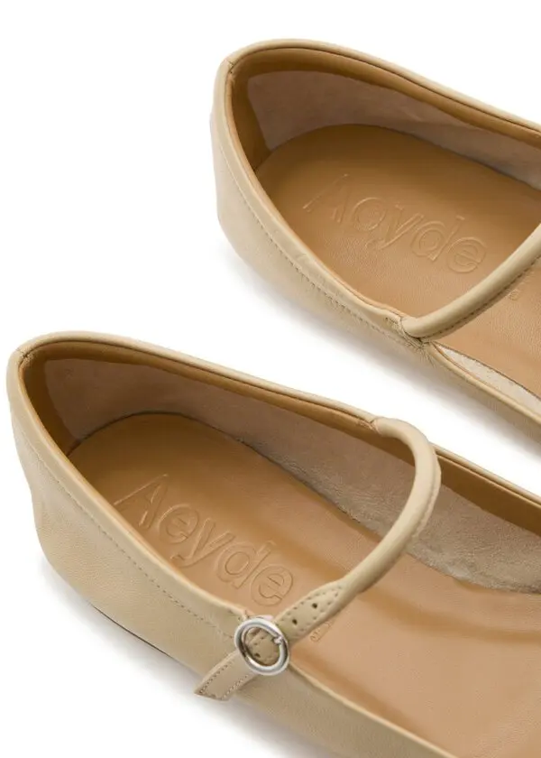 AeydĒ Uma Leather Ballet Flats - Beige