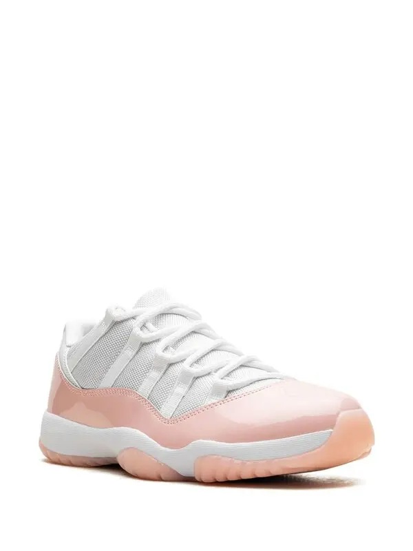 JORDAN Air Low Legend Sneakers - Pink
