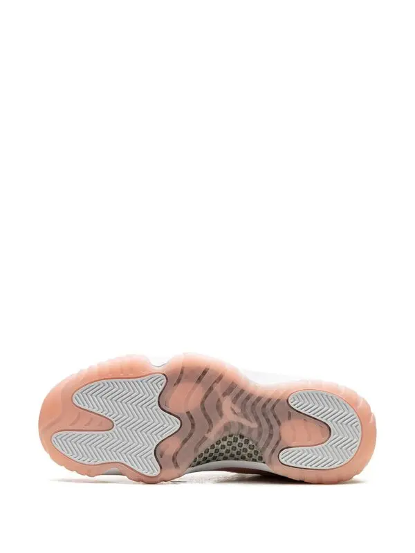 JORDAN Air Low Legend Sneakers - Pink