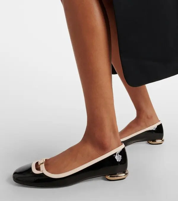 ROGER VIVIER Viv' Podium Ballet Flats - Black