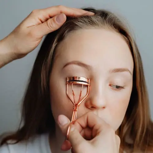 PURSONIC Salon Grade Eyelash Curler