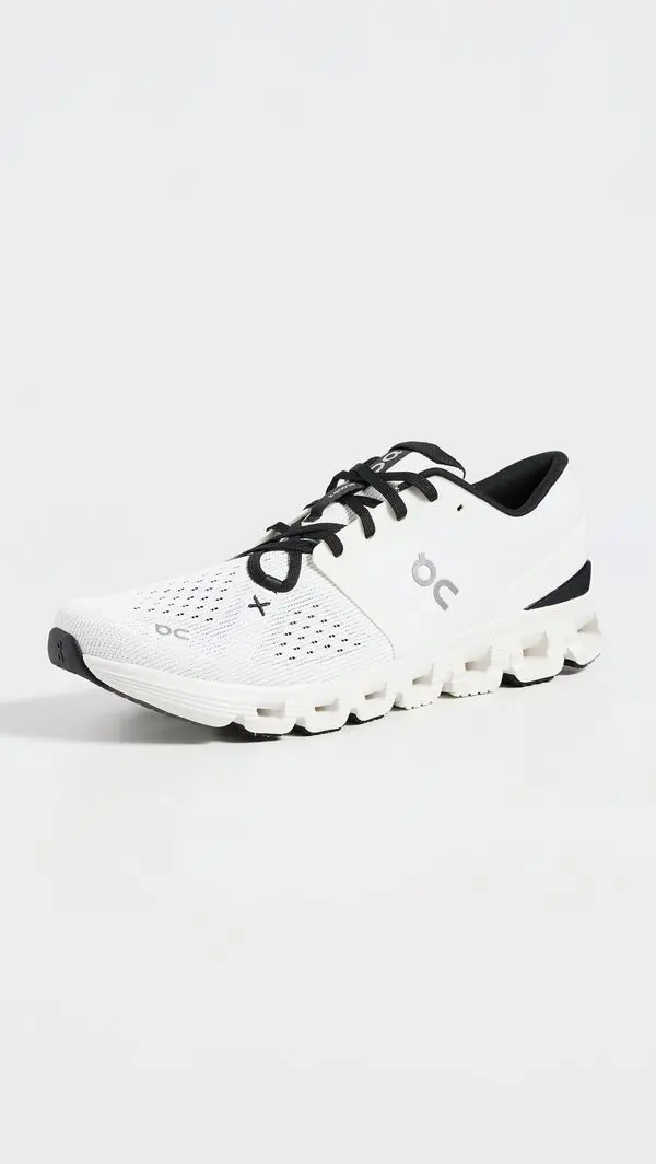 On X 4 Sneakers - Ivory/black