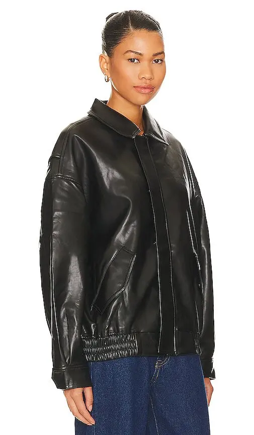 Lioness Kenny Bomber