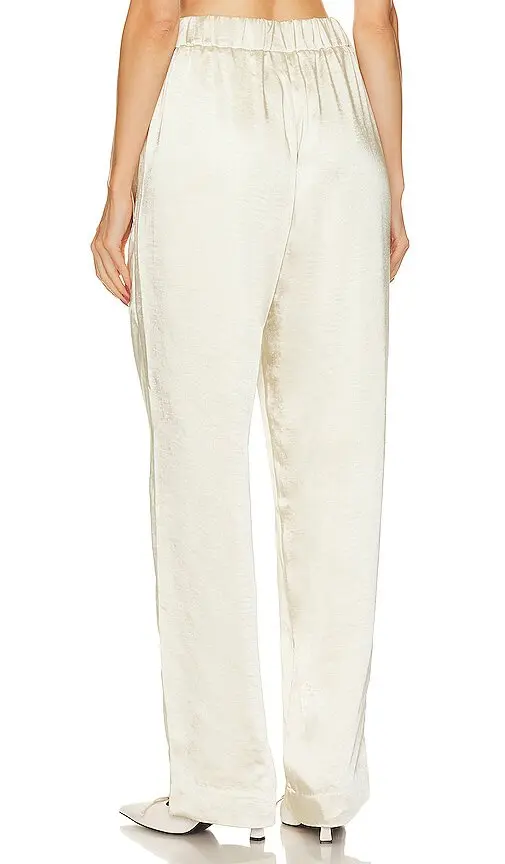 L'academie Sadia Pant