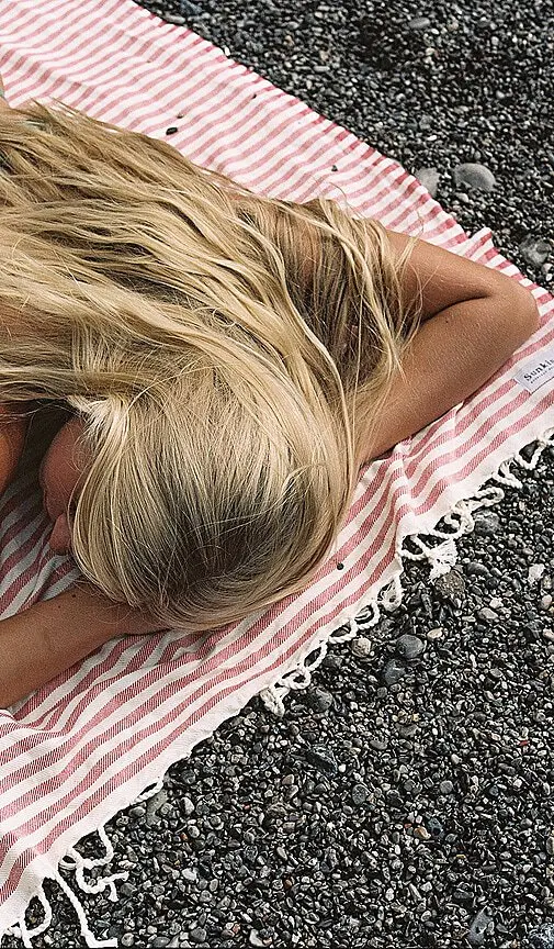 SUNKISSED Bermuda Sand Free Beach Towel