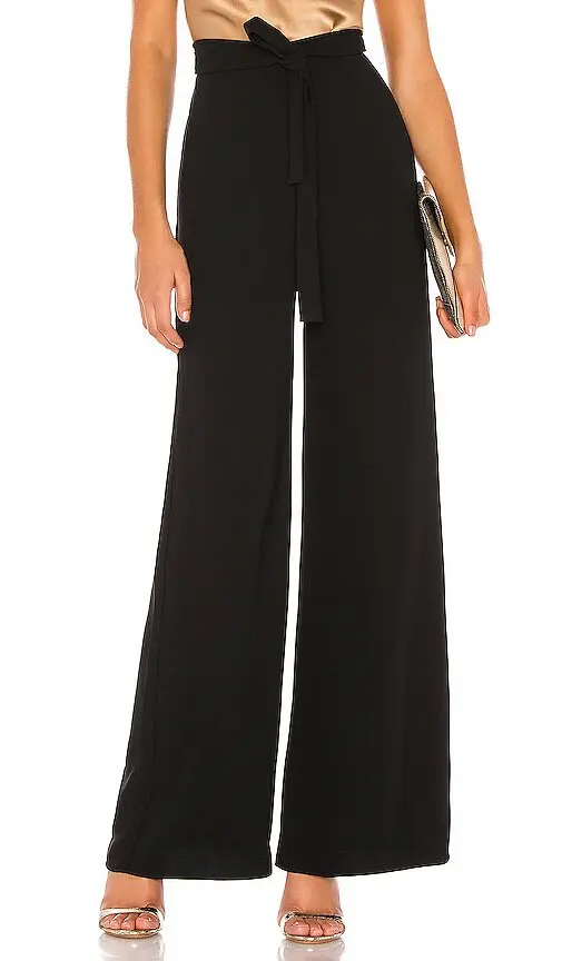 Amanda Uprichard Ariya Pant