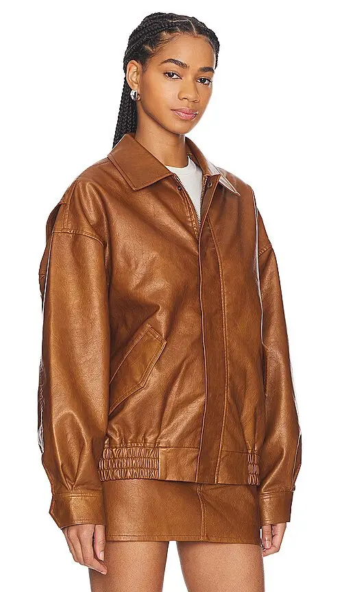 Lioness Kenny Bomber