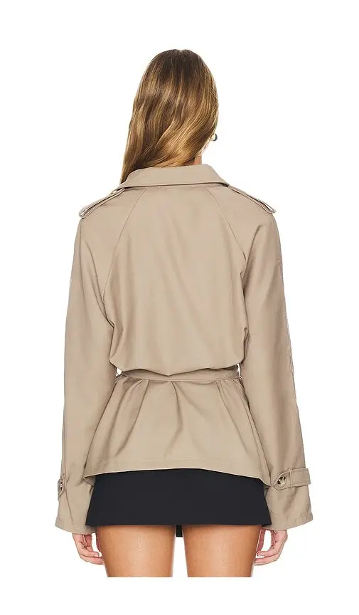 Lioness Cropped Trencherous Coat