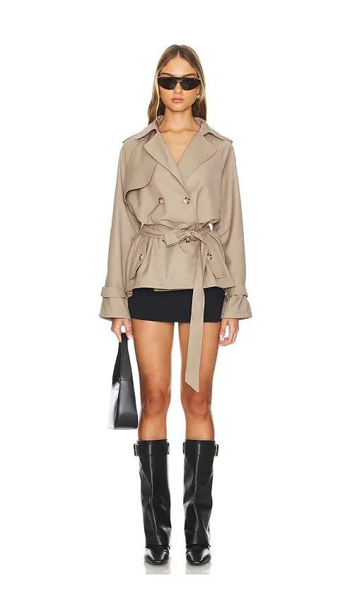 Lioness Cropped Trencherous Coat