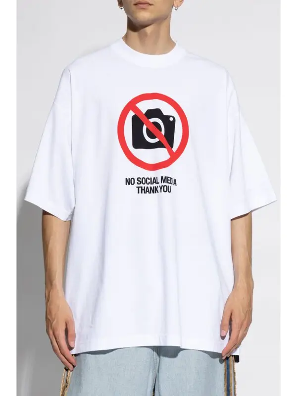 Vetements No Social Media T-Shirt In White - 50% Off | Editorialist