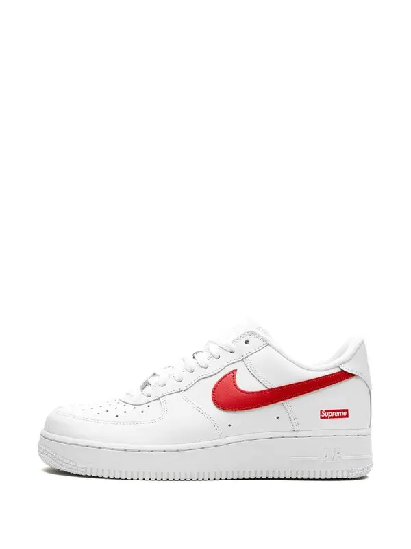 Nike X Supreme Air Force 1 Low Sneakers - White