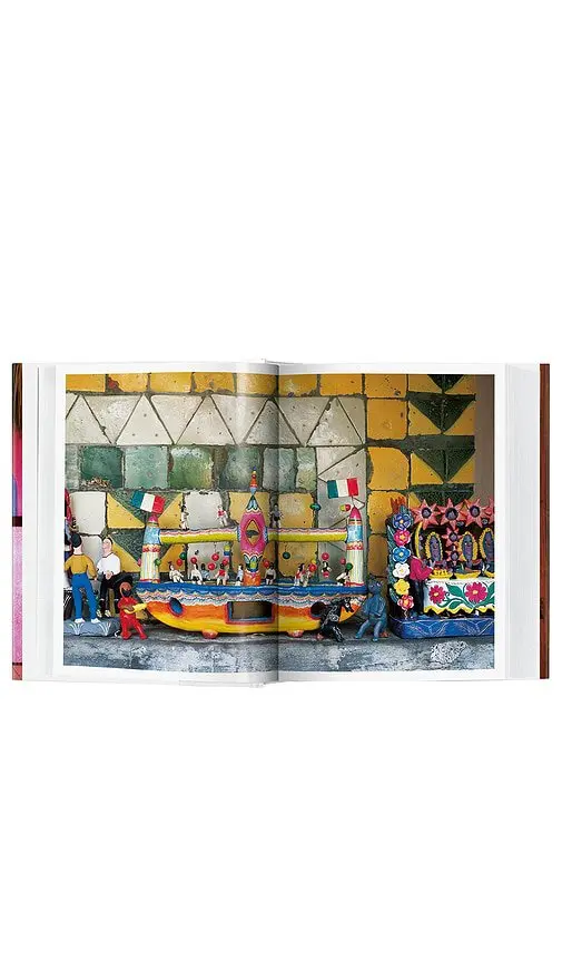 TASCHEN Living In Mexico 40th Anniversary Edition In Red