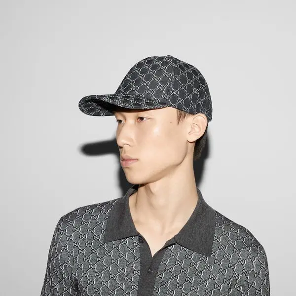 Gucci Baseball Hat With Gg Shadow Original Gg Fabric - Grey